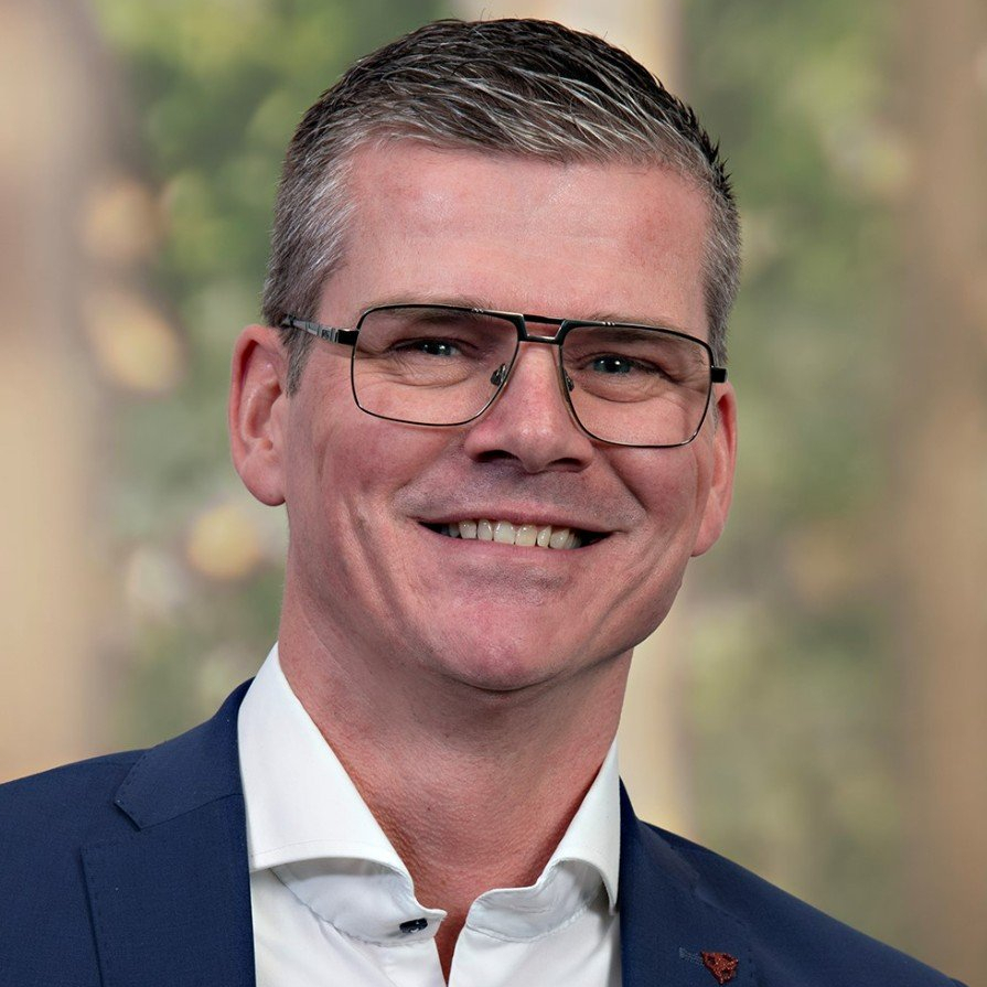 Rabobank, host: Alex de Haas, iTanks Events & Community, @Krowden