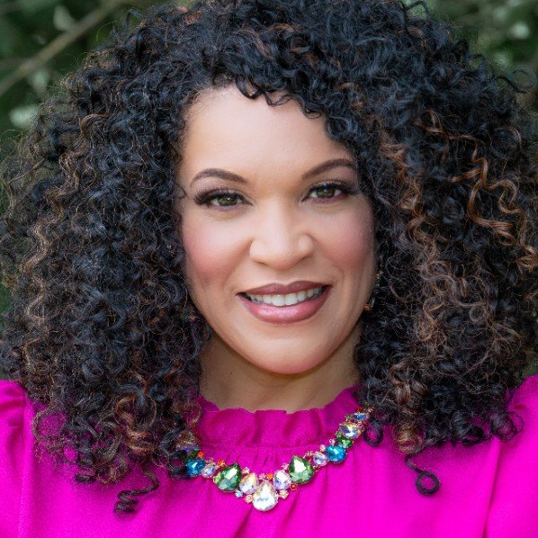 Vijayalakshmi S IM Session in English, host: Esther Renée, MBA, MAEd ...